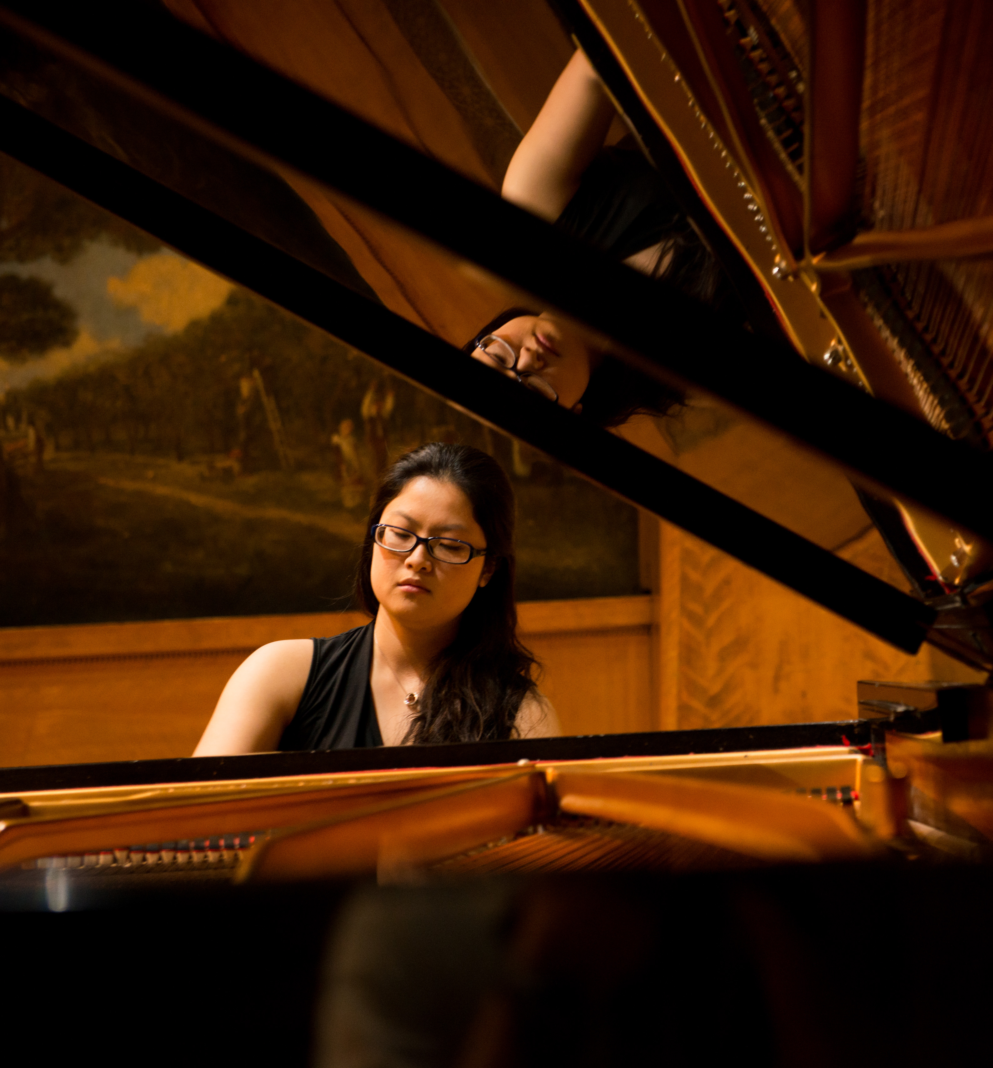 Biography – Allison Wang